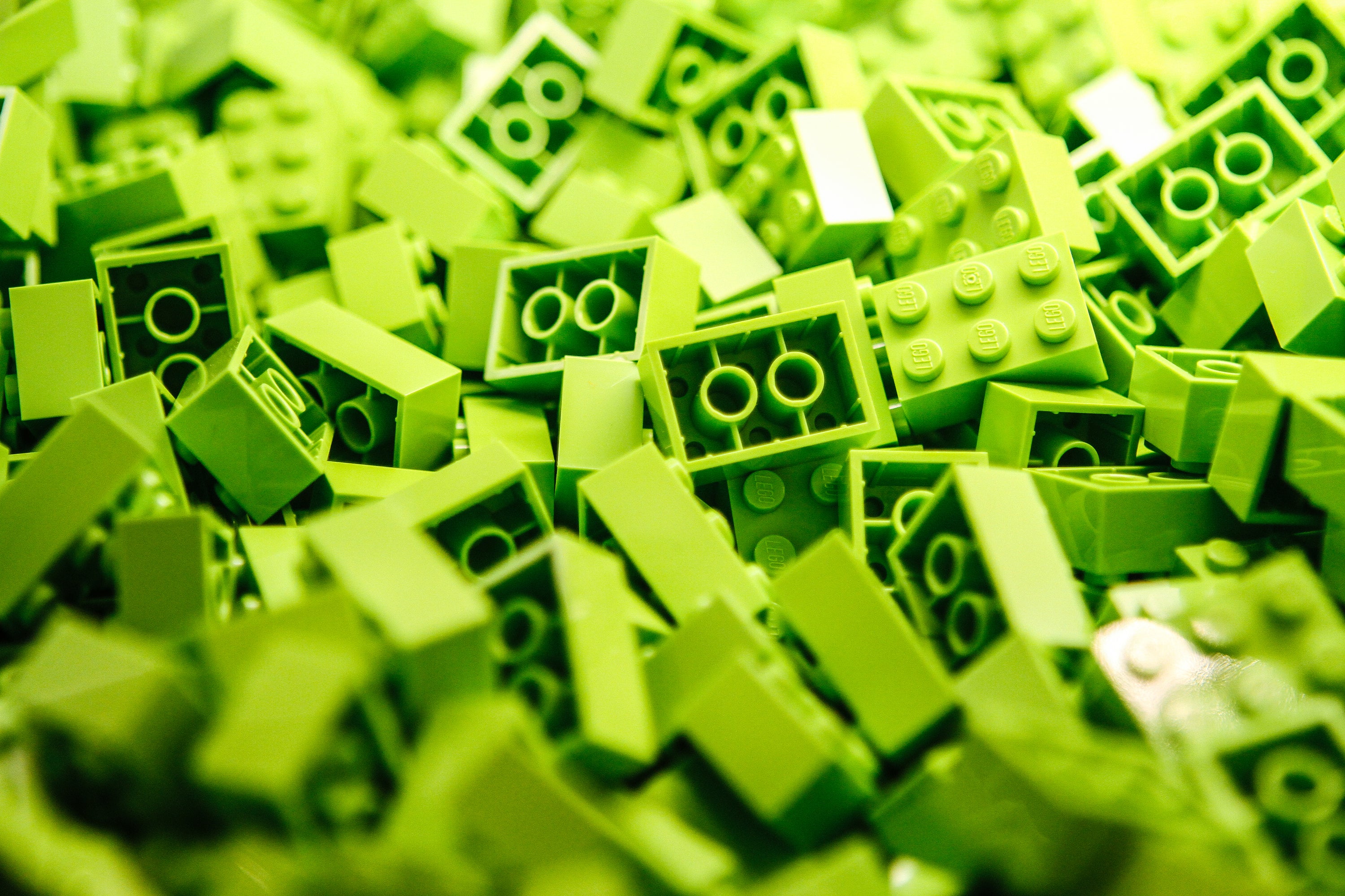 Bricks & Minifigs Issaquah – Opening soon